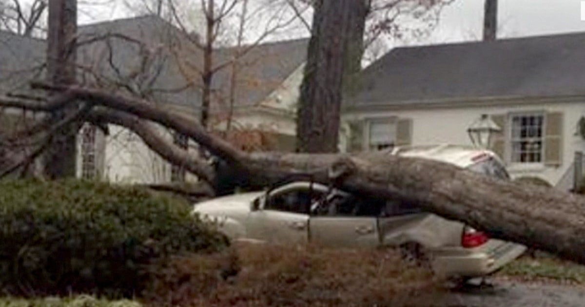 Severe storms wreak havoc on East Coast