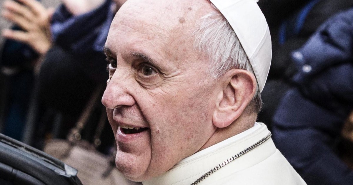 Pope Wants New Approach to Kids of Gay, Divorced Parents