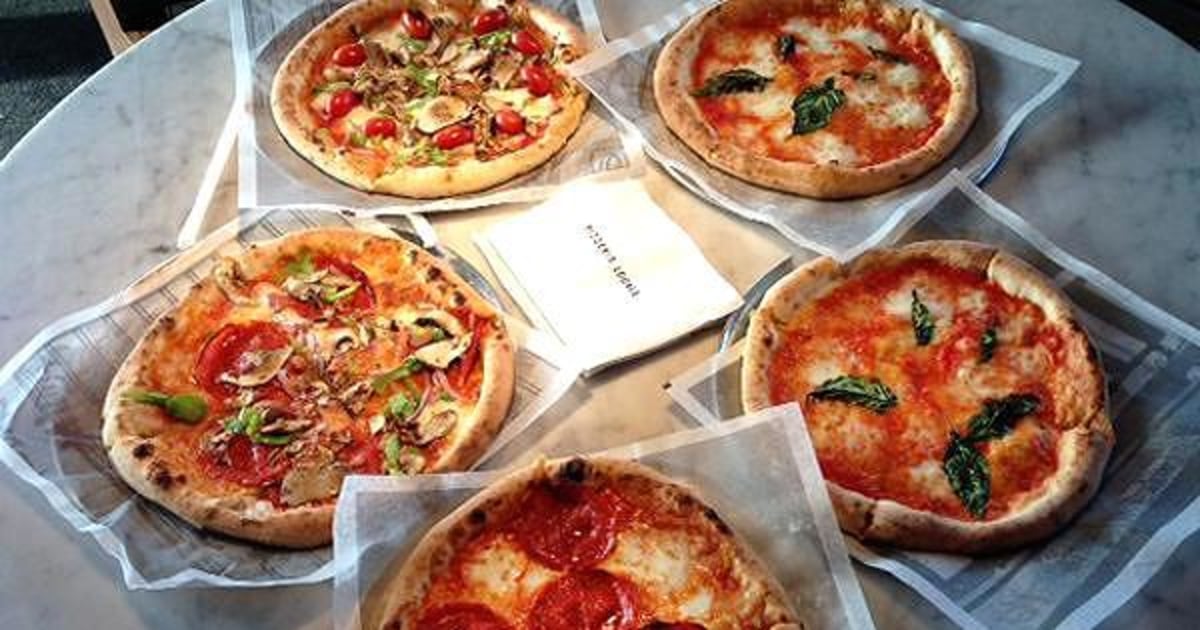 Build-Your-Own Pizza: Latest Hot Trend in Casual Dining