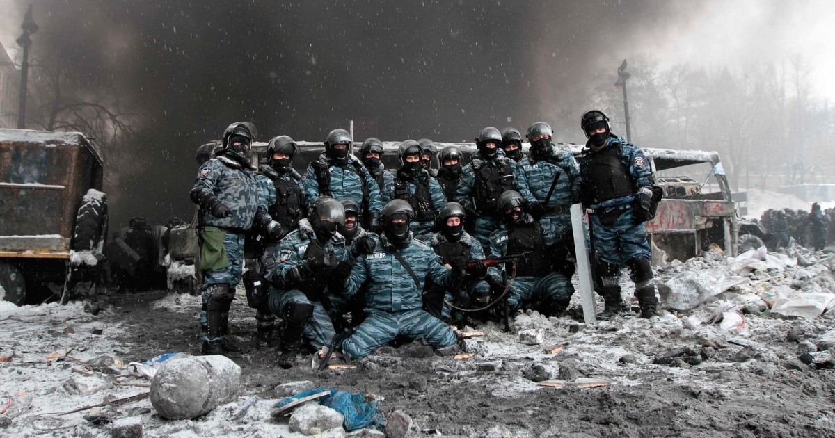 Ukraine Riot Cops Pose for Photo Amid Violent Clashes