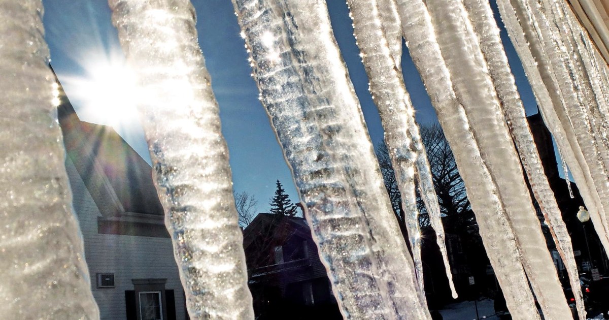 Unusually Cold Arctic Air Cripples Travel