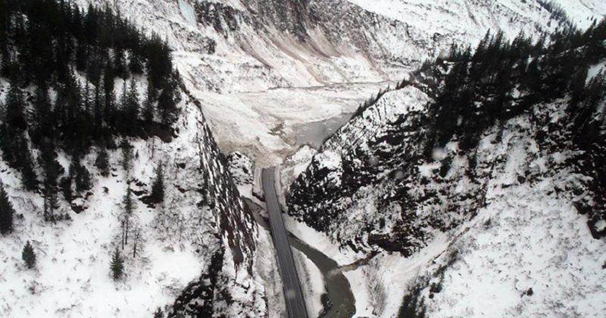 Warm Temps Blamed for Avalanche that Cut Off Alaskan Town