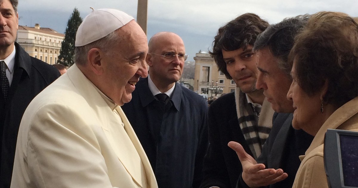 Pope Meets Campaigner Philomena Lee Whose Son Was Sold By Nuns
