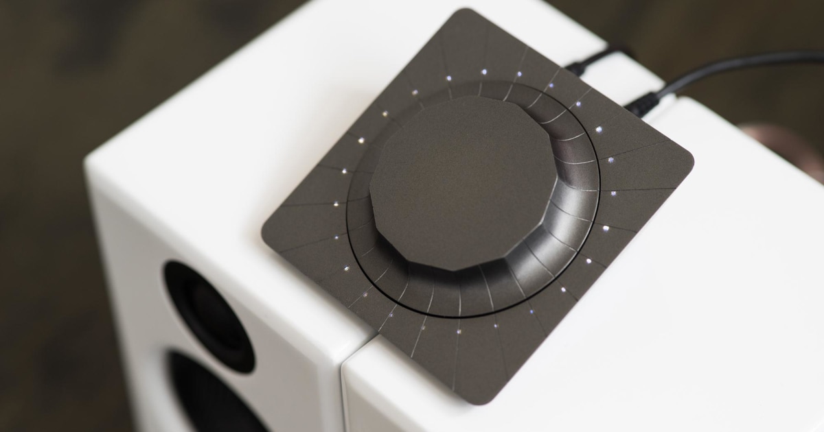 Music to Your Ears: New Gadget Turns Dumb Speakers 'Smart'