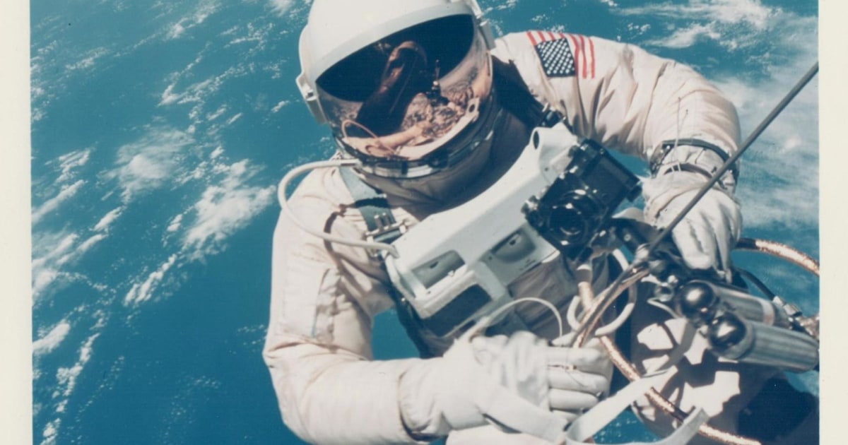 Vintage NASA Photos Show Golden Age of Space Travel