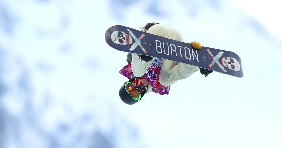 Total Whiteout at Men's Halfpipe Qualifier