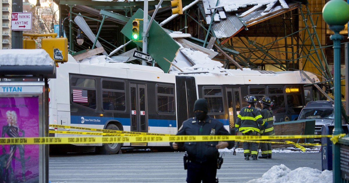 N.Y.C. Bus, Stolen Truck Collide in Lower Manhattan, Killing 1