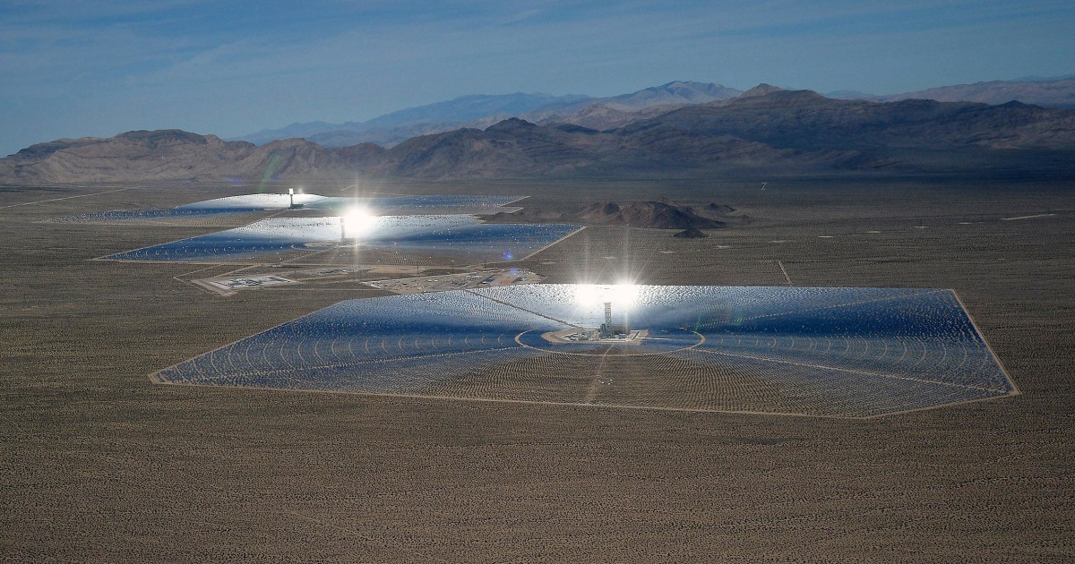 Getting Reflective: Miles of Mirrors Power Thousands of Homes