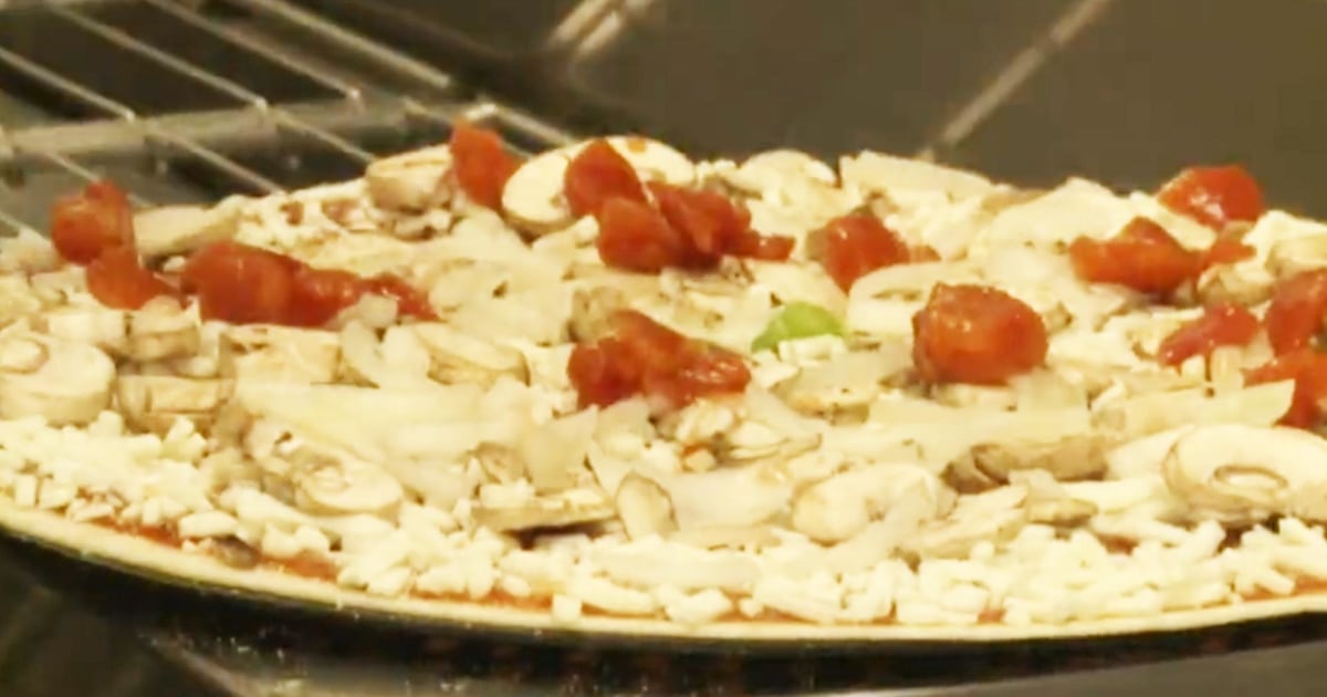 Police Probe Man's Pizza Prank on Ex-Girlfriend