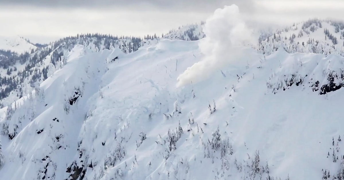 Crews Use Explosives to Reduce Avalanche Risk