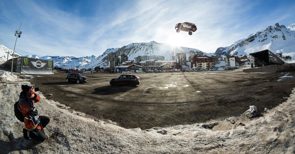 Driver Crashes During World Record Jump Attempt