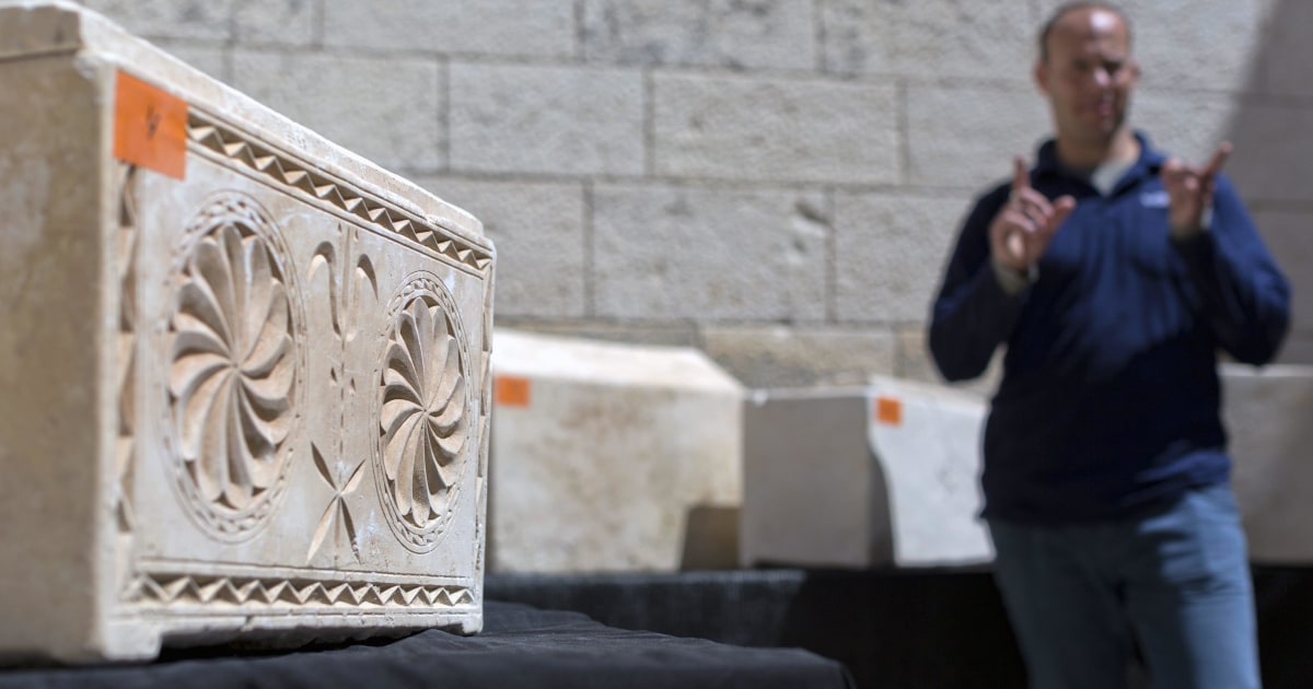 Israeli Authorities Seize 11 Burial Boxes From Biblical Times