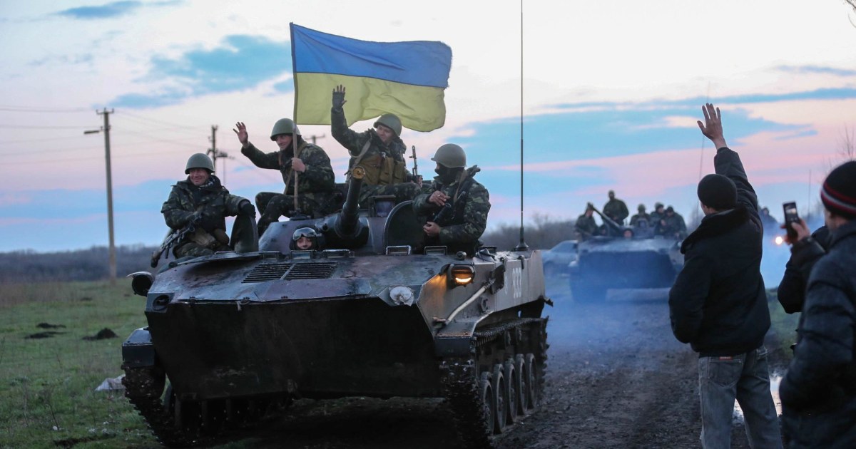 Troops Fortify Positions in Eastern Ukraine