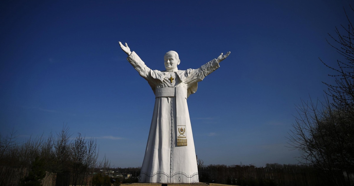Pope Francis Welcomes Two New Saints to Catholic Church