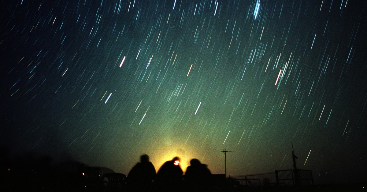 Meteor Shower Showtime: Will Camelopardalids Be a Hit or a Flop?
