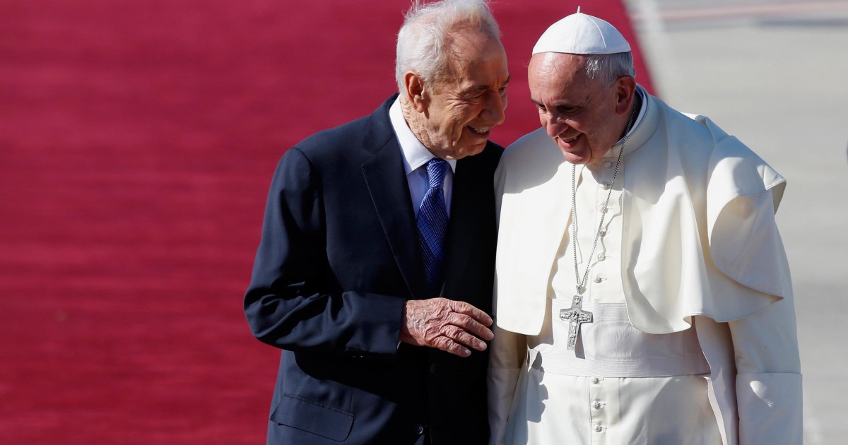Pope Francis Invites Israeli, Palestinian Presidents to Vatican