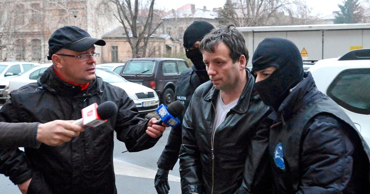 'Guccifer' Hacker Who Leaked Bush Paintings Is Sentenced to Jail