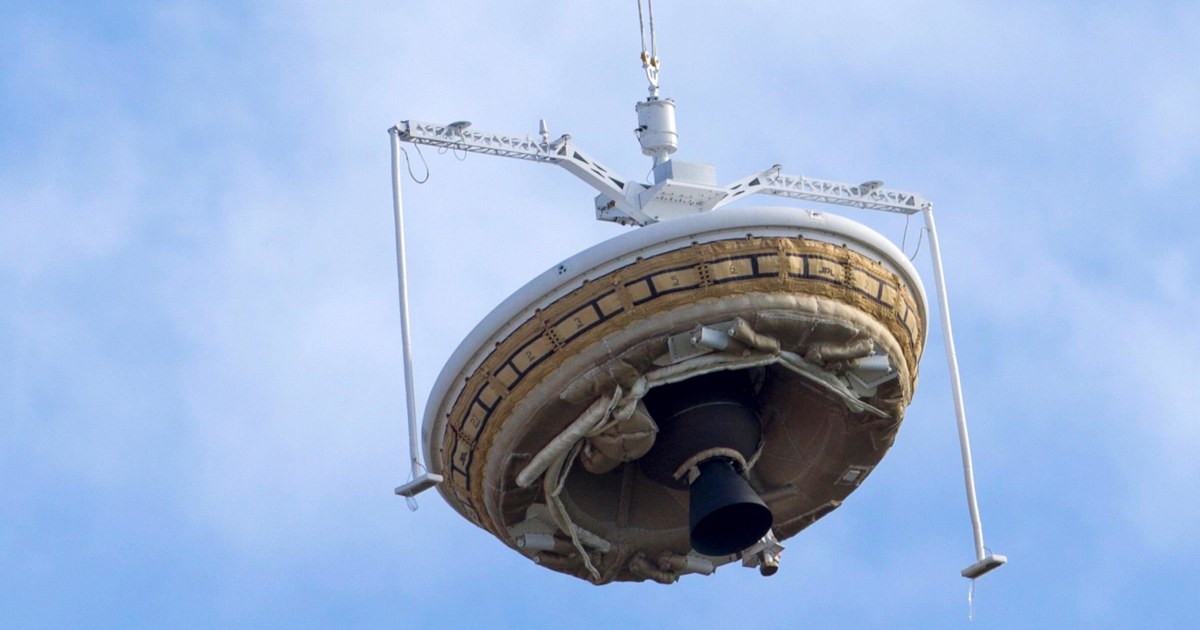 NASA's 'Flying Saucer' Lands in Pacific After Successful Test