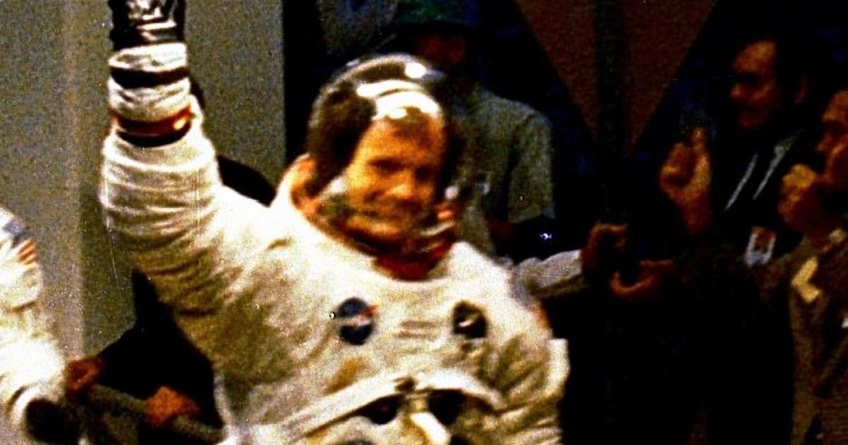 NASA Names Historic Building After Apollo 11's Neil Armstrong