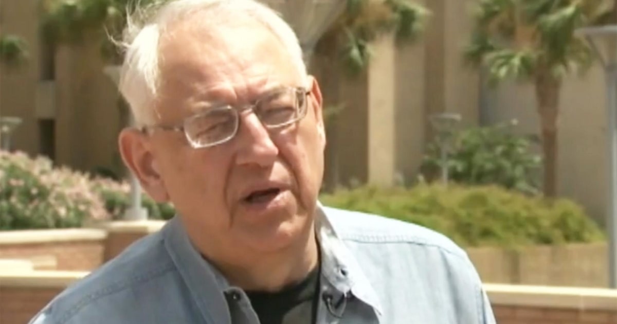 Texas Doctor Heading To Africa To Join Ebola Fight