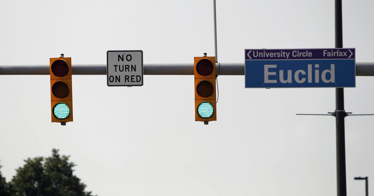 The Stoplight Turns 100, but Could it Soon be Coming to a Halt?