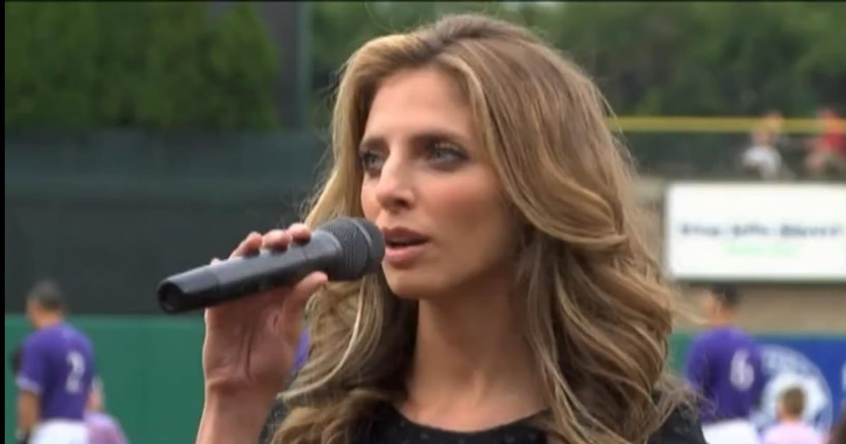 Woman Tries to Perform "Star Spangled Banner" in All 50 States