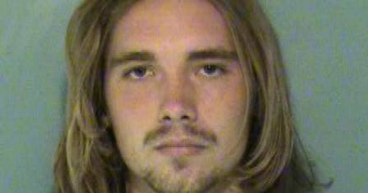 Jesse Helt, Miley Cyrus' VMA Guest, Surrenders to Oregon Jail