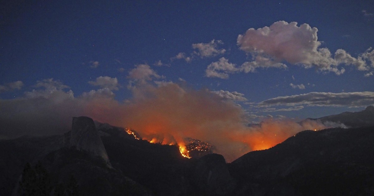 Hikers Airlifted to Safety From Yosemite Wildfire
