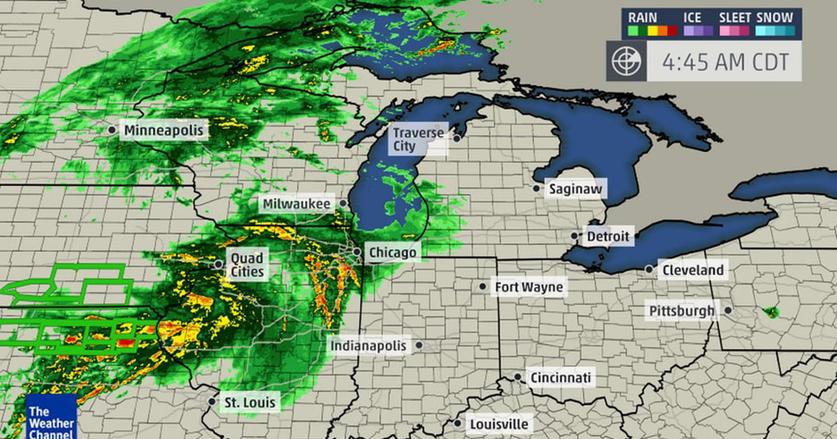 Midwest Hit by Severe Floods, Tornadoes