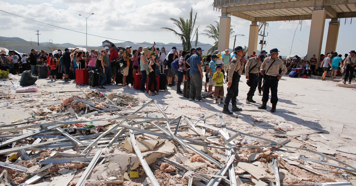 Americans Trapped in Cabo After Odile Describe Desperation, Danger
