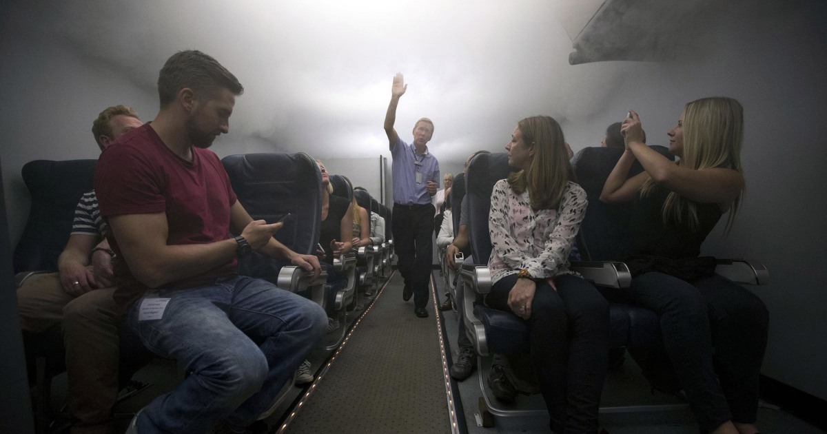 For $265, Here's How to Survive a Plane Crash