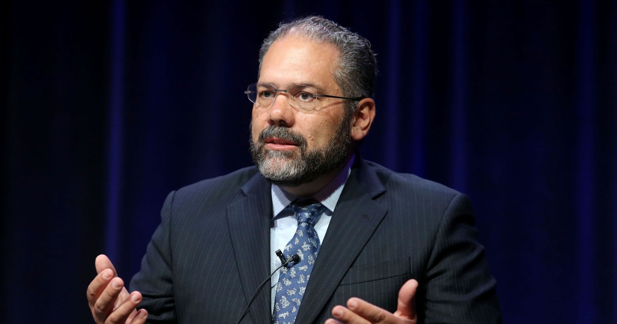 Newsman Ray Suarez: Latinos Prosper, America Prospers