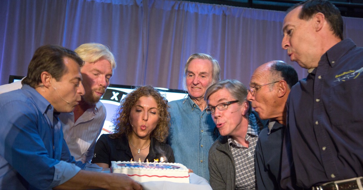 SpaceShipOne X Prize Milestone Marked With Tears ... and Cake!