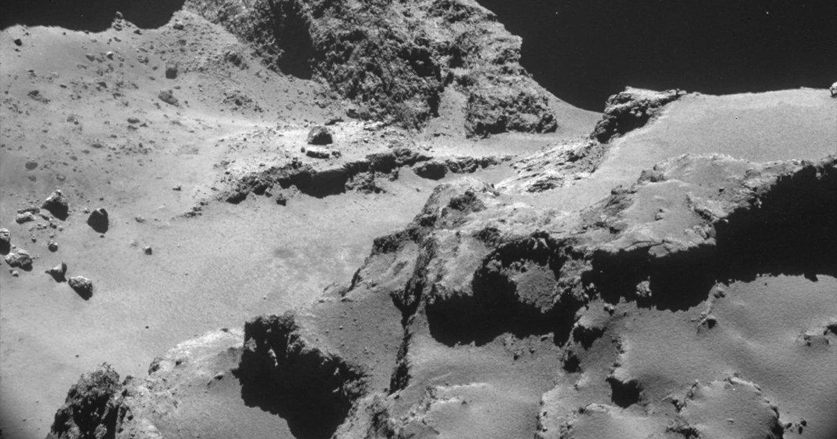 Mission Complete: Rosetta Probe Relays Photos From Comet 67P
