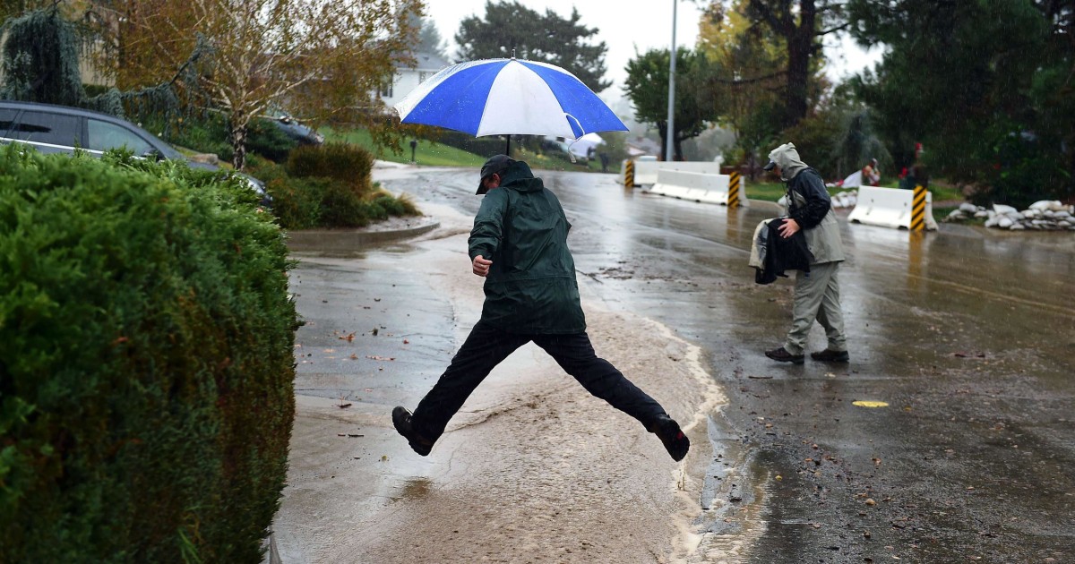 Heavy Rains Due to Hit California Again, Threatening Floods and Mudslides