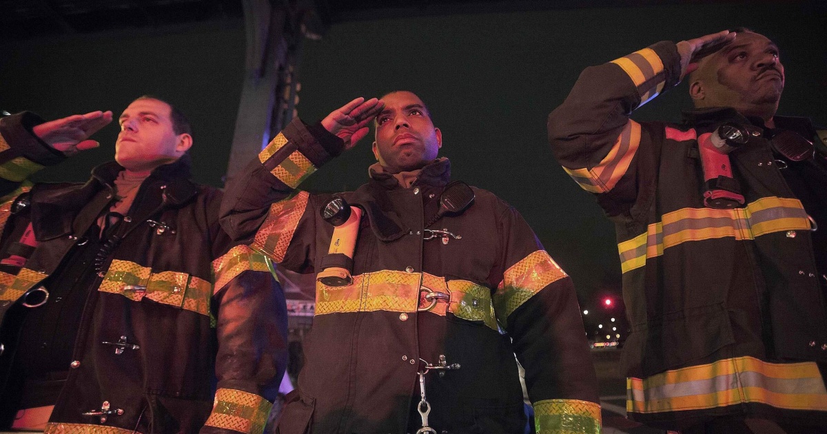 Heroes' Salute: Fire Department Honors Slain NYPD Officers