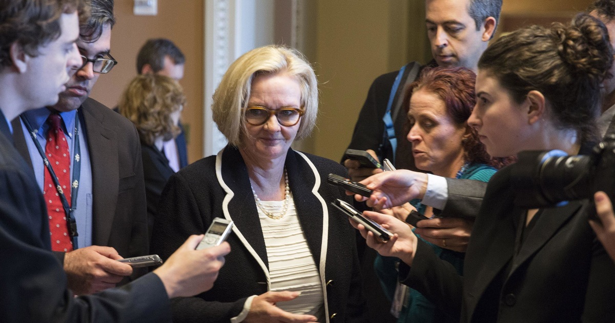 Sen. McCaskill Says Intern Dress Proposal Is 'Victim-Blaming'