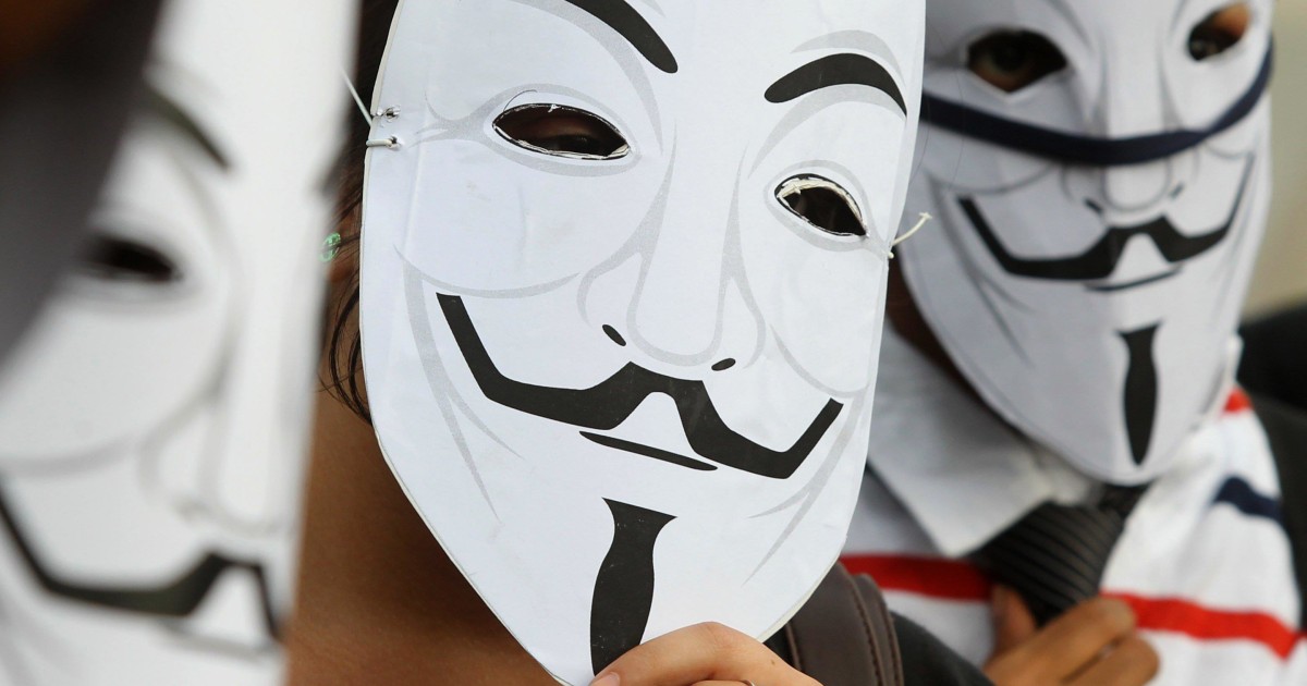 'Anonymous' Hackers Declare War on ISIS in Video Message