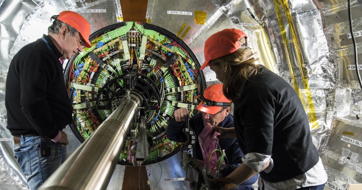 Short Circuit in Magnet Delays Large Hadron Collider's Restart