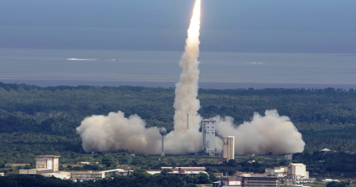 Europe's IXV Mini-Space Shuttle Aces Its First Test Flight