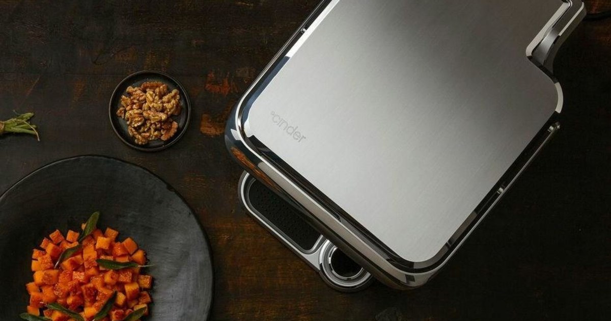 Cinder Smart Grill Cooks Steaks With Astronomical Precision