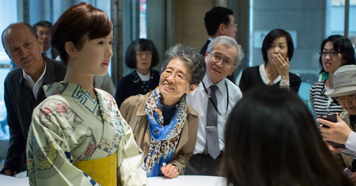 Humanoid Robot Starts Work at Japanese Department Store