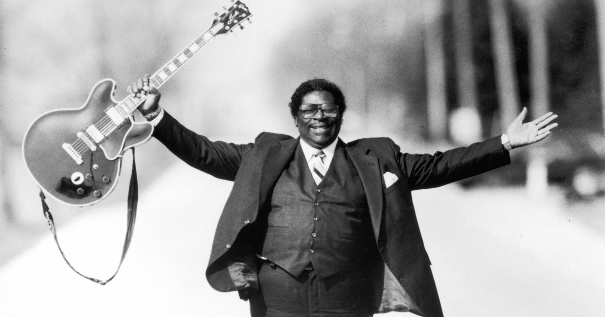 B.B. King Dies at 89: Music World Mourns 'King of Blues'
