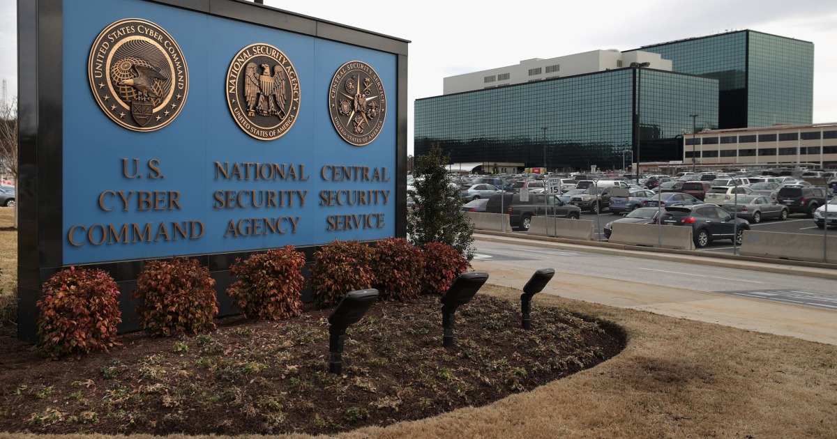 Barack Obama Signs 'USA Freedom Act' to Reform NSA Surveillance