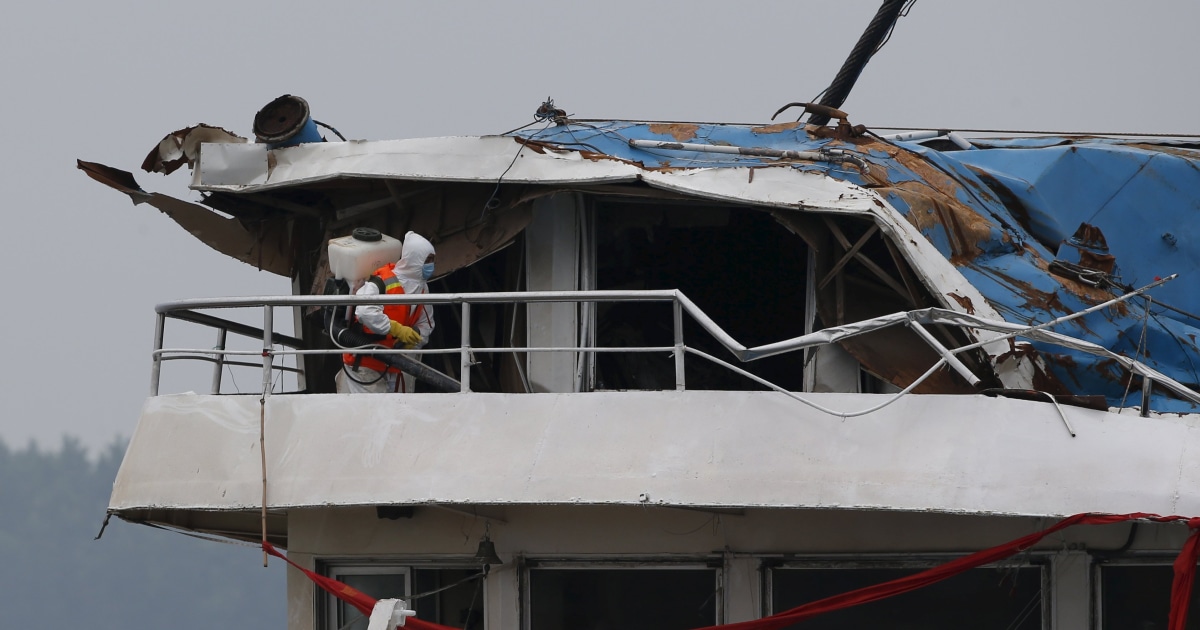 Death Toll Rises to 431 in China Ship Disaster, 11 Missing