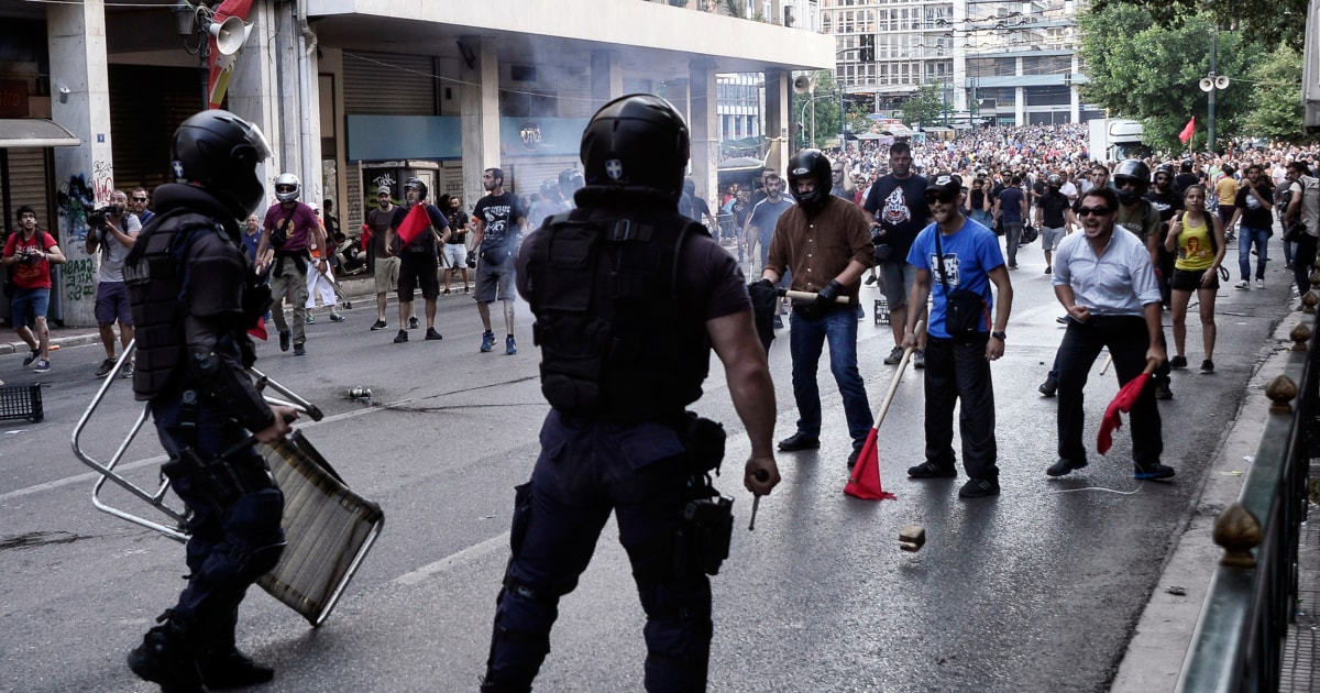 Greece Debt Crisis: Police Use Stun Grenades in Clashes Ahead of Vote