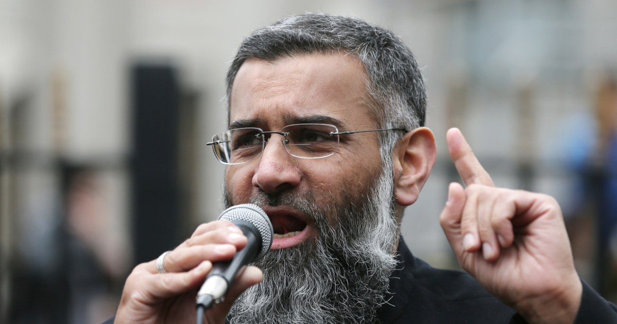 Anjem Choudary, Radical Cleric, Charged With Supporting ISIS: Scotland Yard