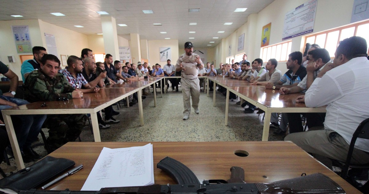Iraqi College Kids Spend Summer Break Learning How to Fight ISIS