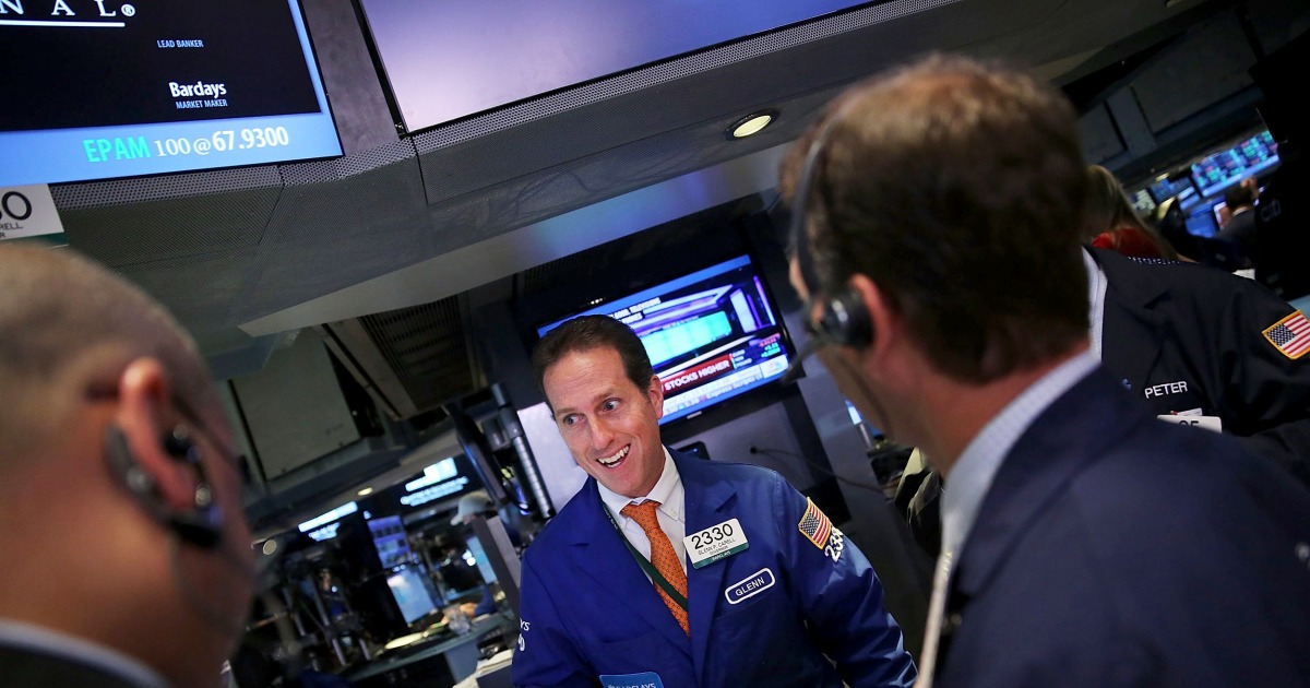 Stock Market Turmoil: Dow Makes Big Gains After a Day of Turbulence