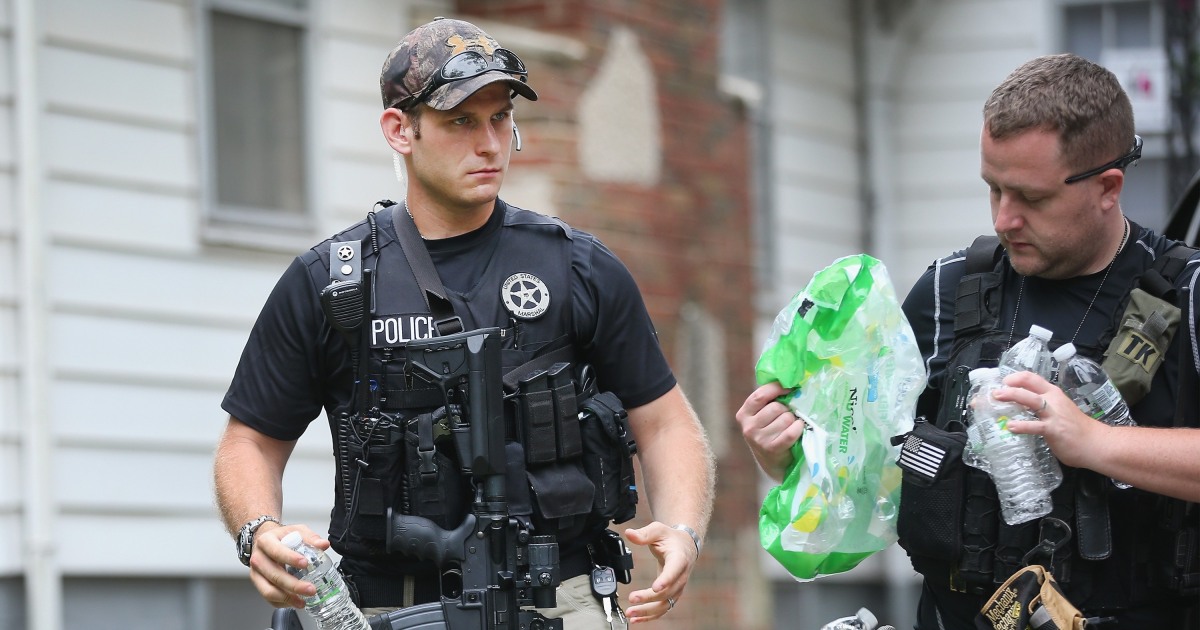 Police Believe Suspects in Illinois Cop's Killing Are Familiar With Area